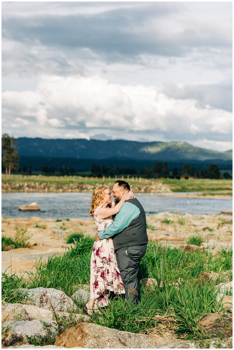 Heidi + Shane // Mountain Engagement Session // Cascade, Idaho ...